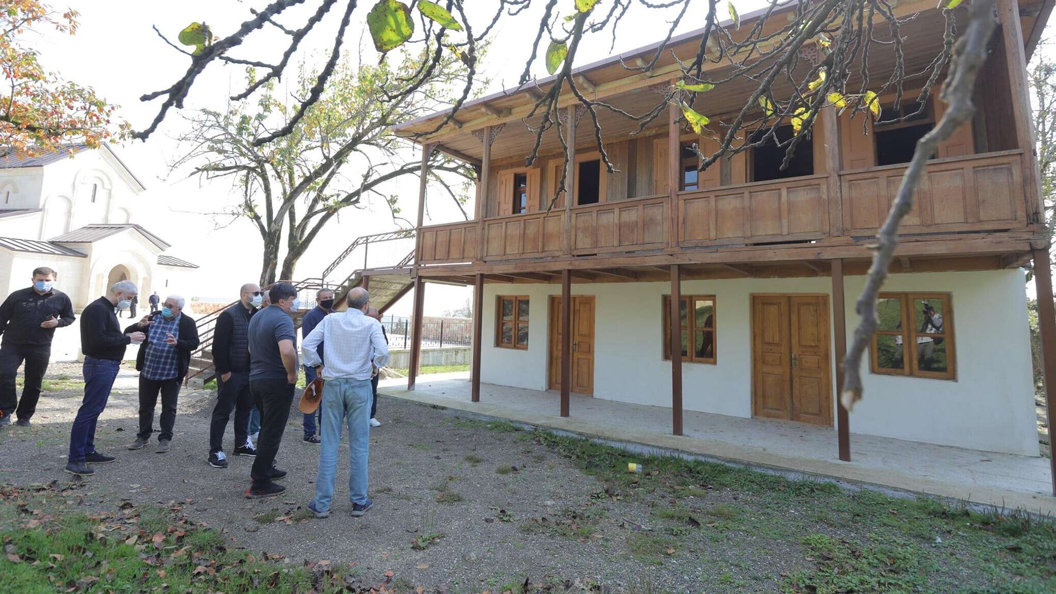 ხიბულაში გამსახურდიას მემორიალური სახლისა და სამონასტრო კომპლექსის ...