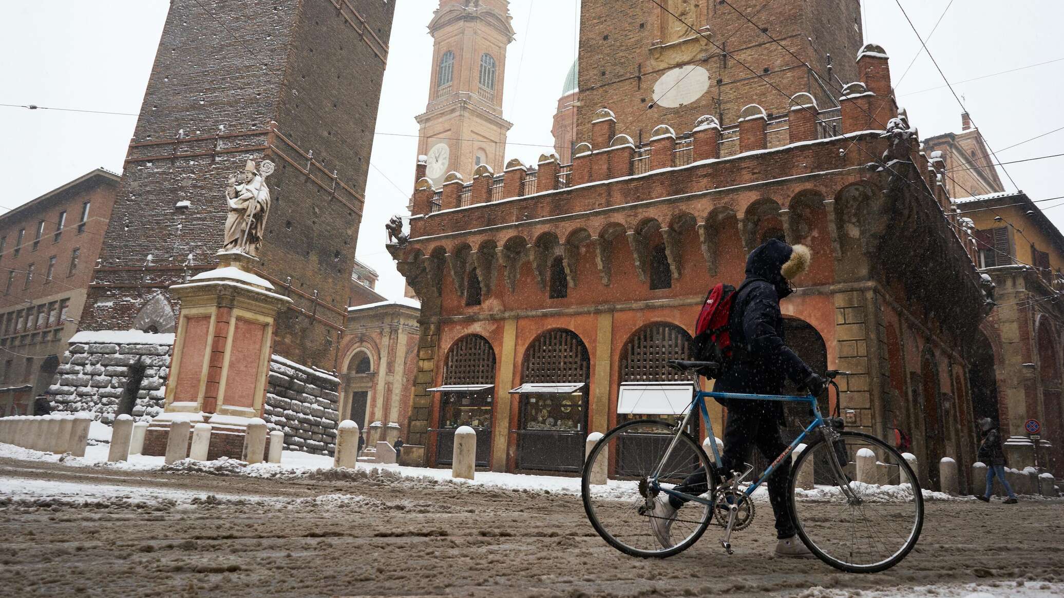ქართველი მხატვრები და მწერლები ბოლონიაში საბავშვო წიგნის ბაზრობაზე ...