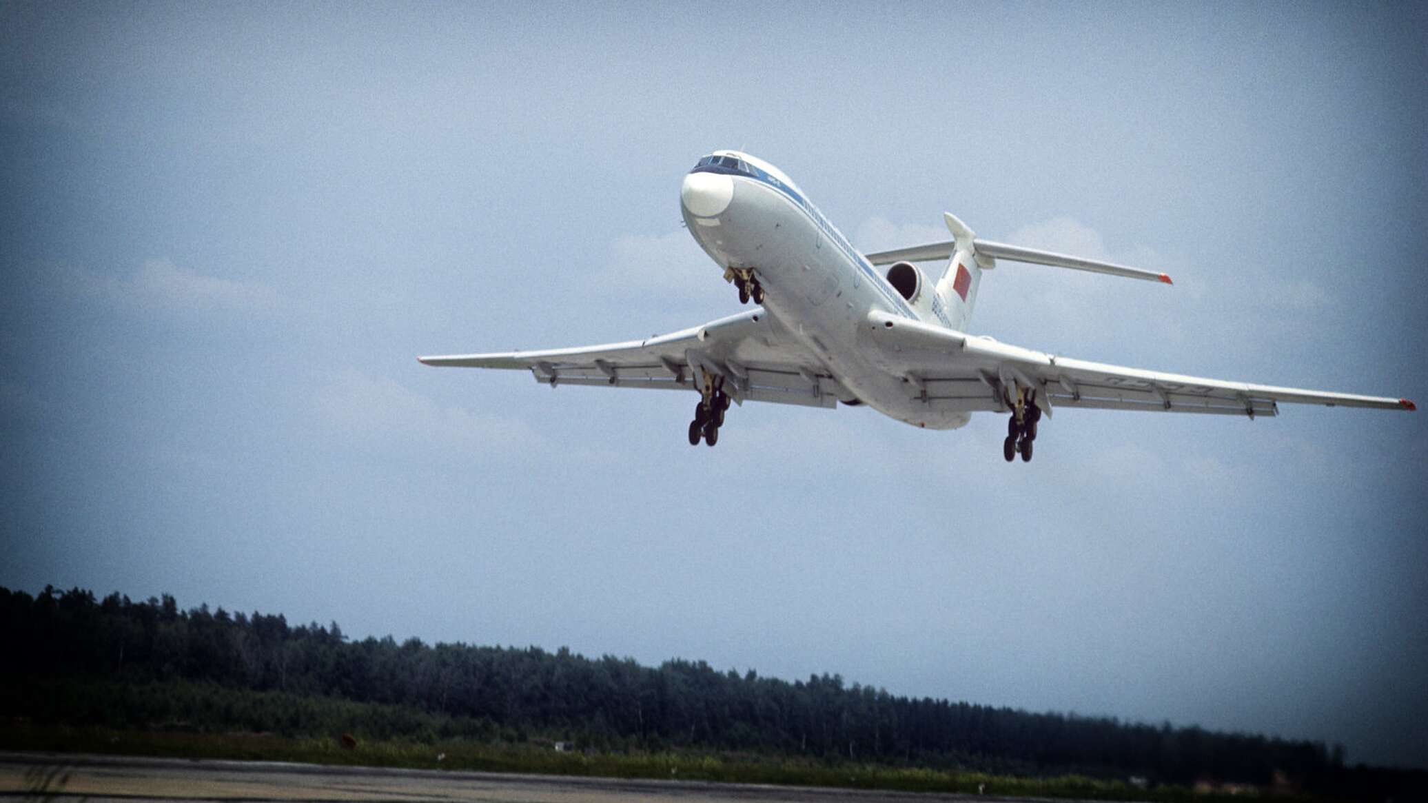 IATA-ს გენდირექტორი დასავლეთს რუსეთის თავზე ფრენების განახლებისთვის ...