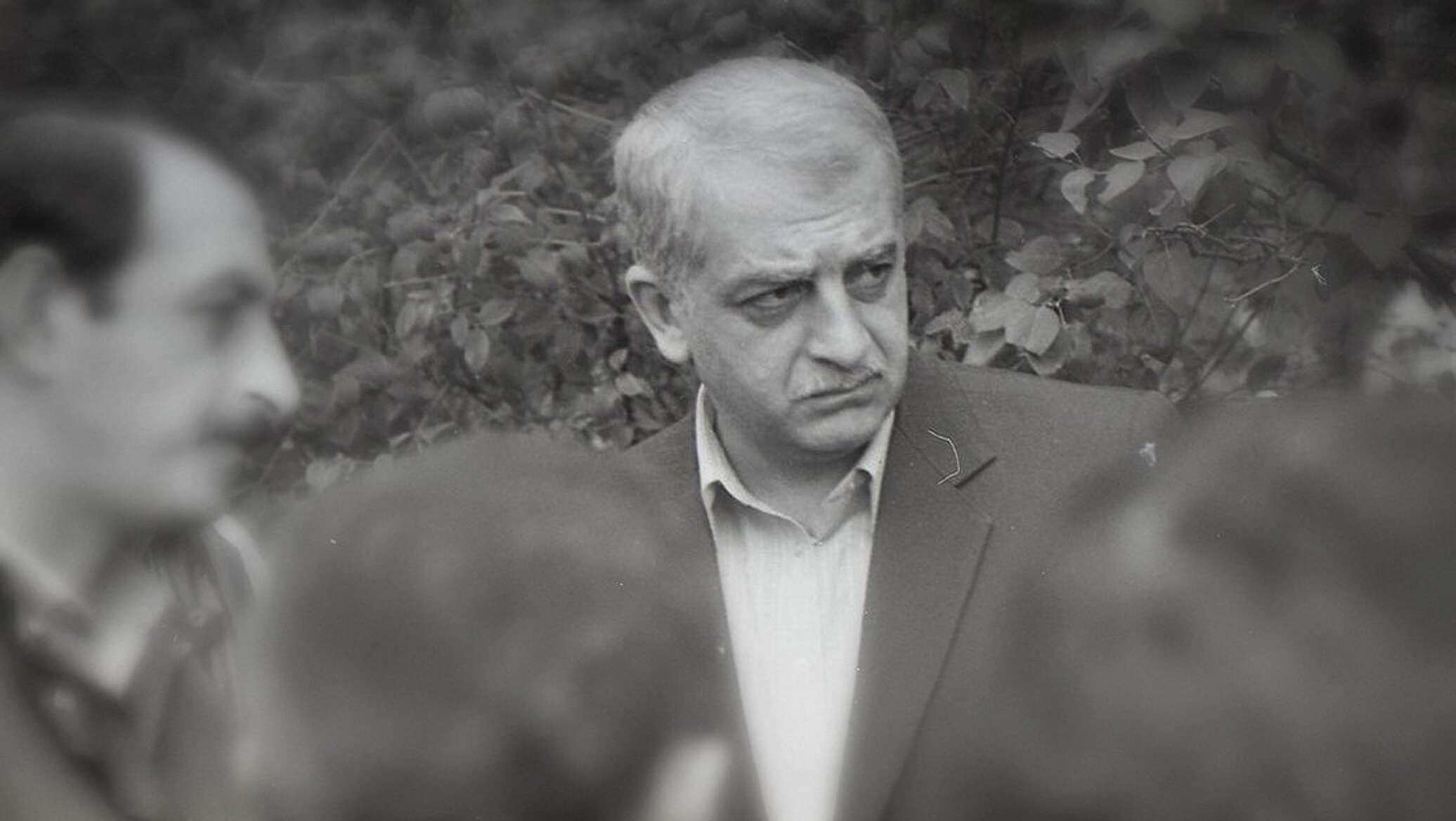 საქართველოს პირველი პრეზიდენტი ზვიად გამსახურდია: ბიოგრაფია - 30.03. ...